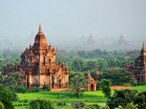 Tempel von Bagan: Erkunden Sie das Tal individuell mit dem Rad